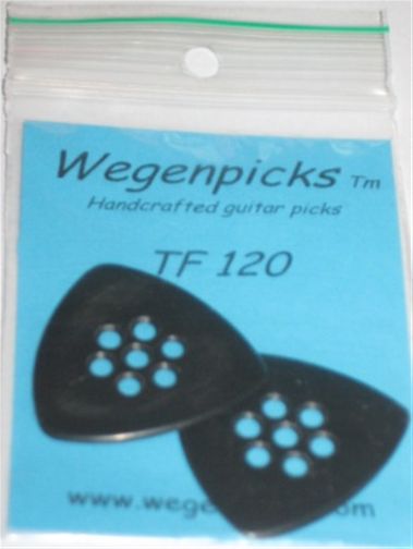 Pick - Wegen Triangle 1.2MM | Mandolin Store