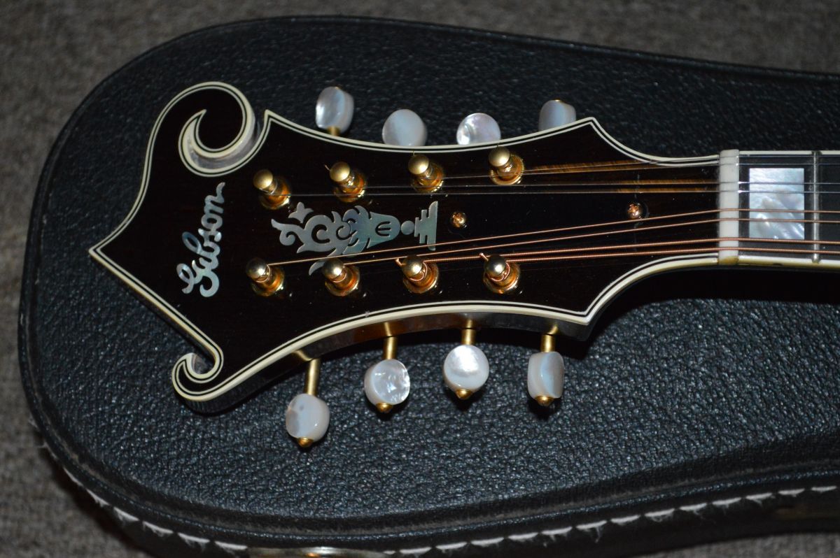 2003 Gibson Sam Bush Mandolin -SOLD- | Mandolin Store